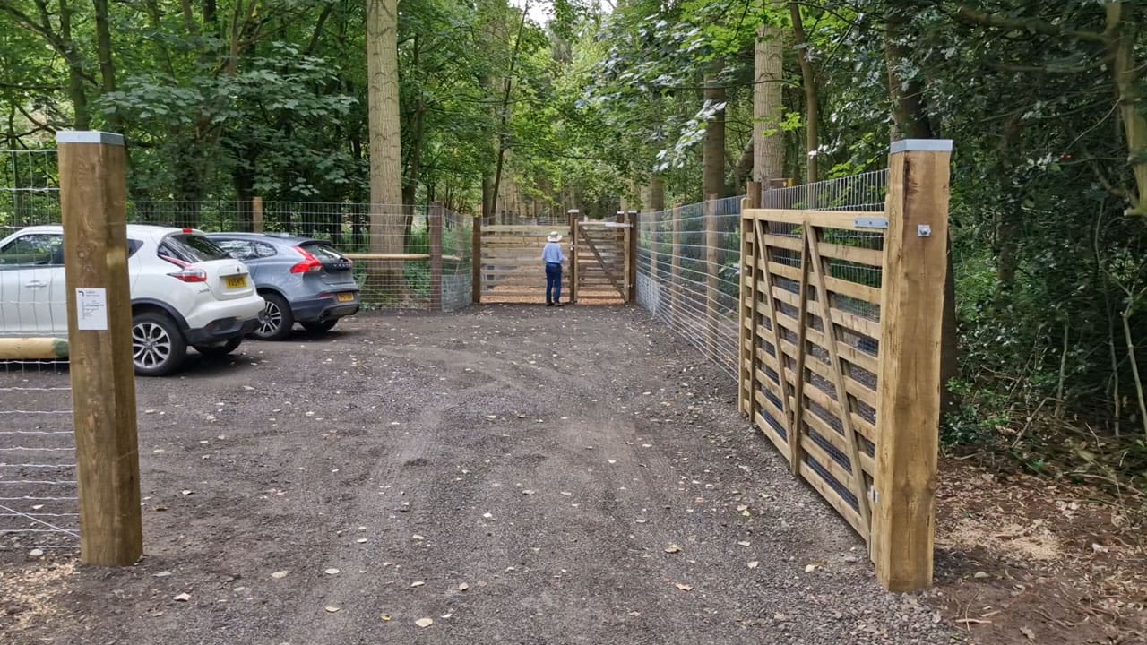 Take a look | Woodland Secure Dog Field
